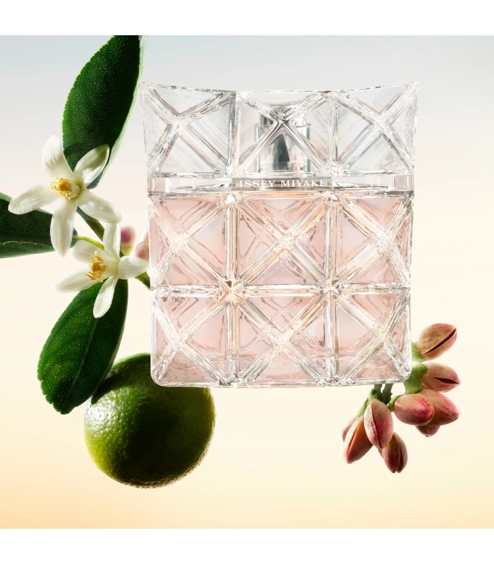 LUMIÈRE D'ISSEY Eau de Parfum Vaporisateur Issey Miyake - PARFUMS FEMME ...