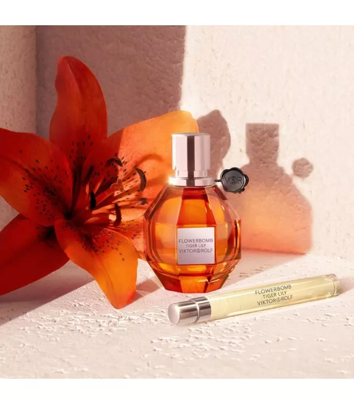 FLOWERBOMB TIGER LILY Eau de Parfum Florale Ambrée Pour Elle Viktor ...